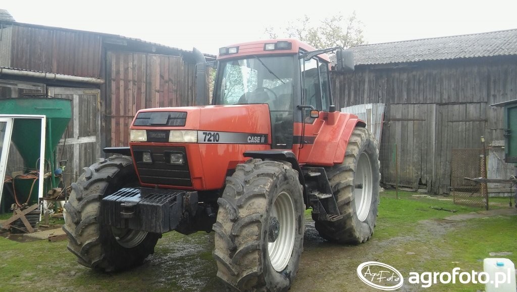 Case IH Magnum 7210 Dane techniczne - AgroTesty.pl